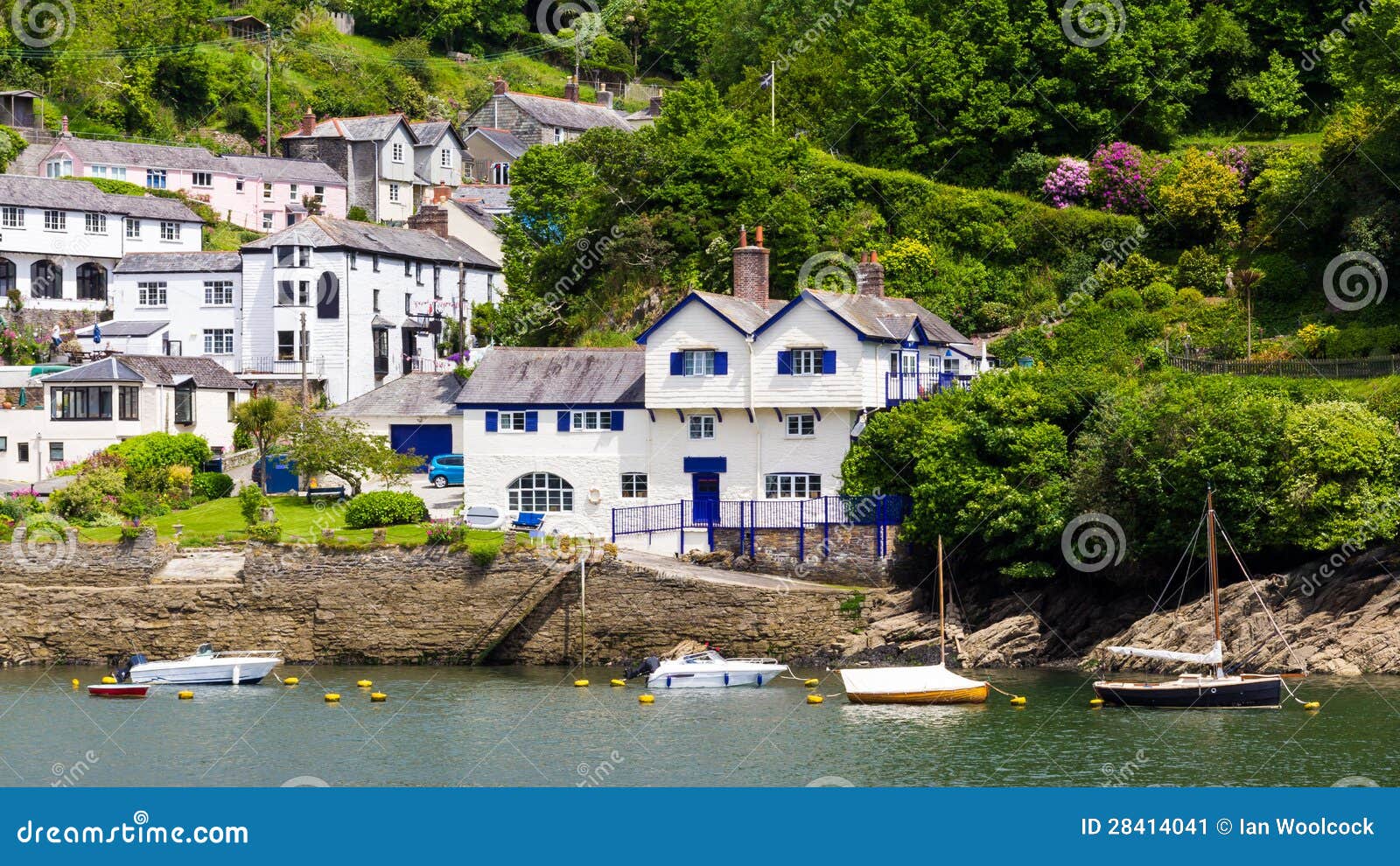 Bodinnick Cornwall stock image. Image of building, ferryside - 28414041