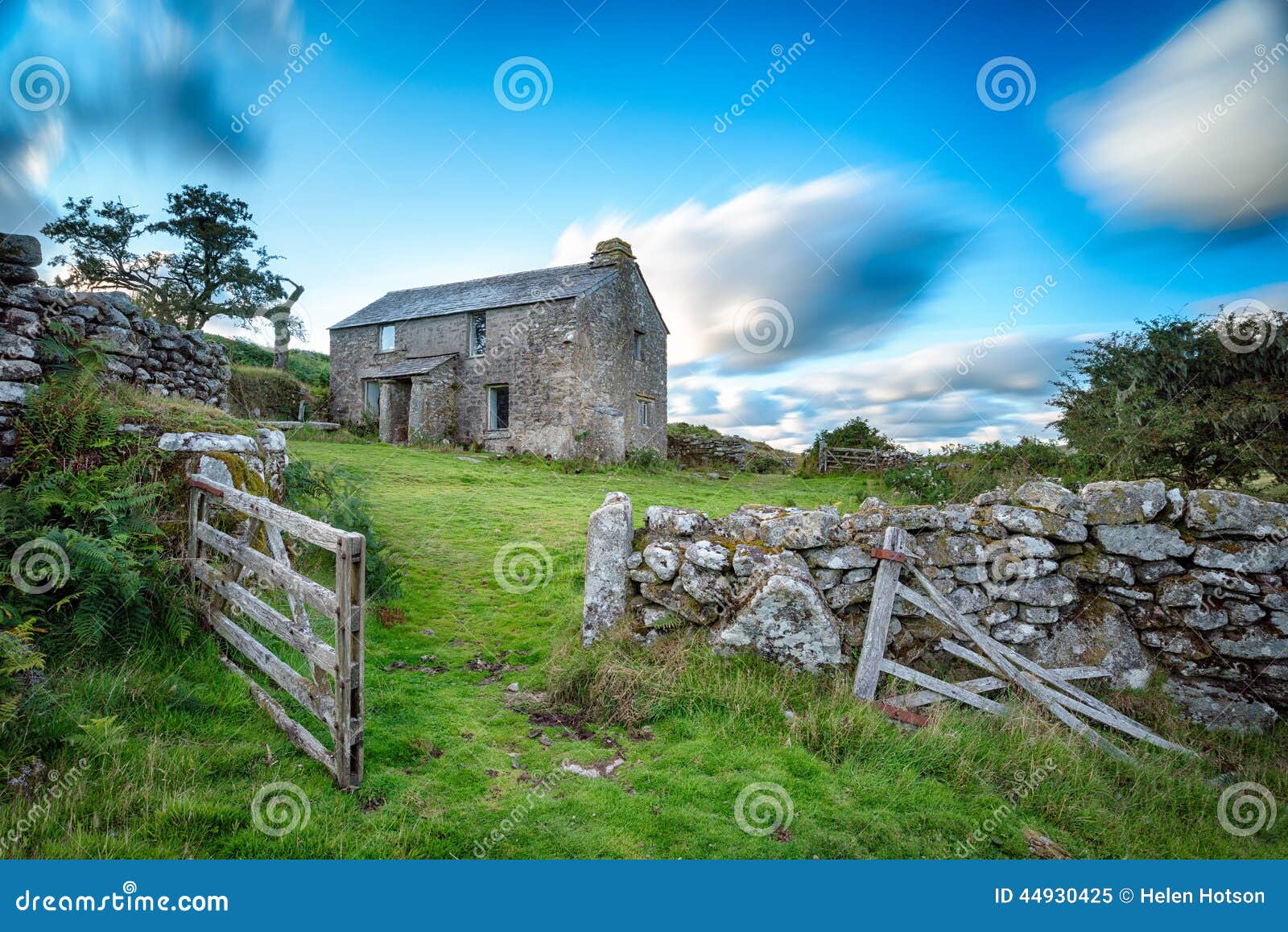 Bodmin Moor in Cornwall stock image. Image of building - 44930425