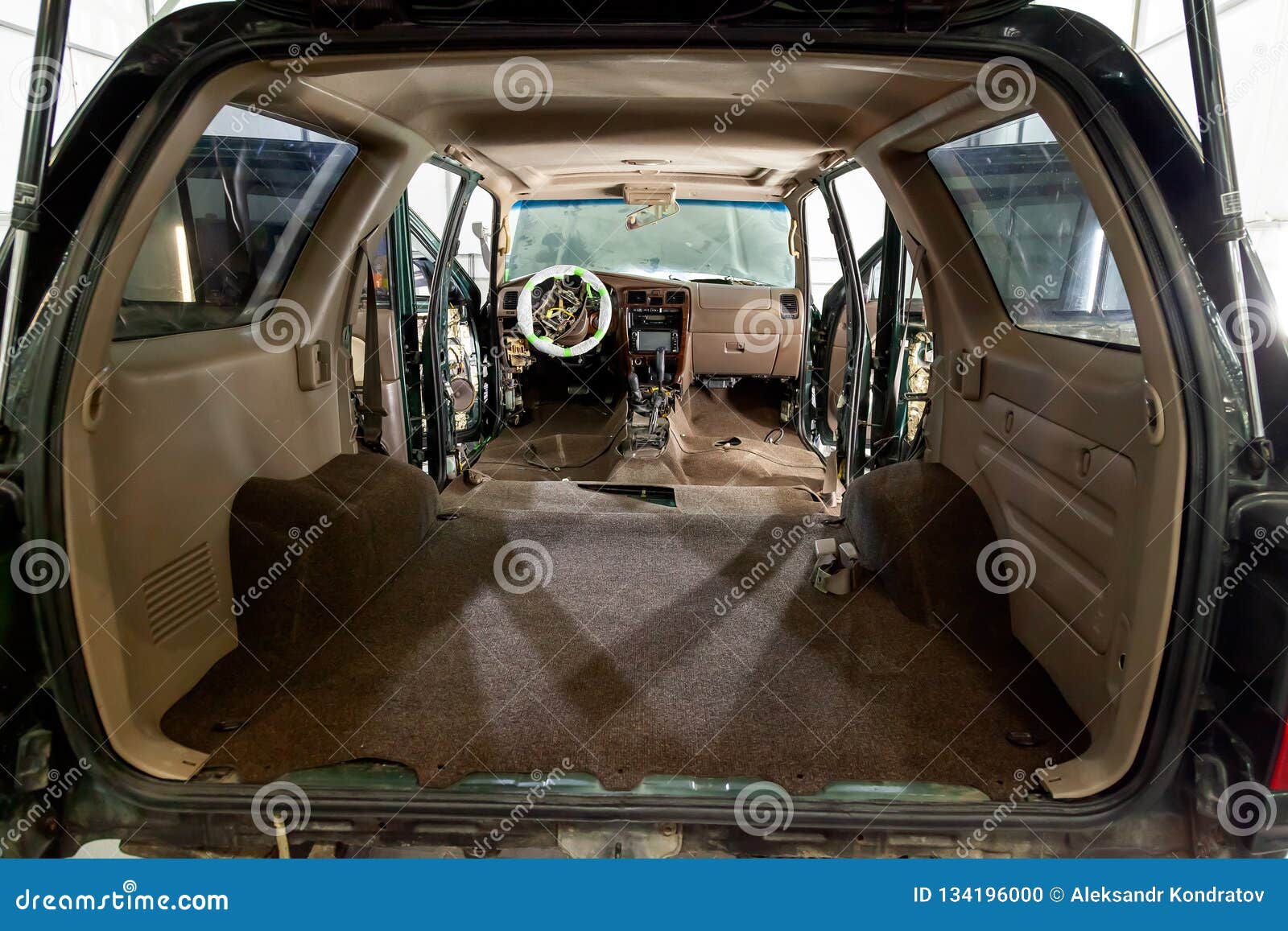 The Body of the Crossover Inside is Fully on the Restoration Stock ...