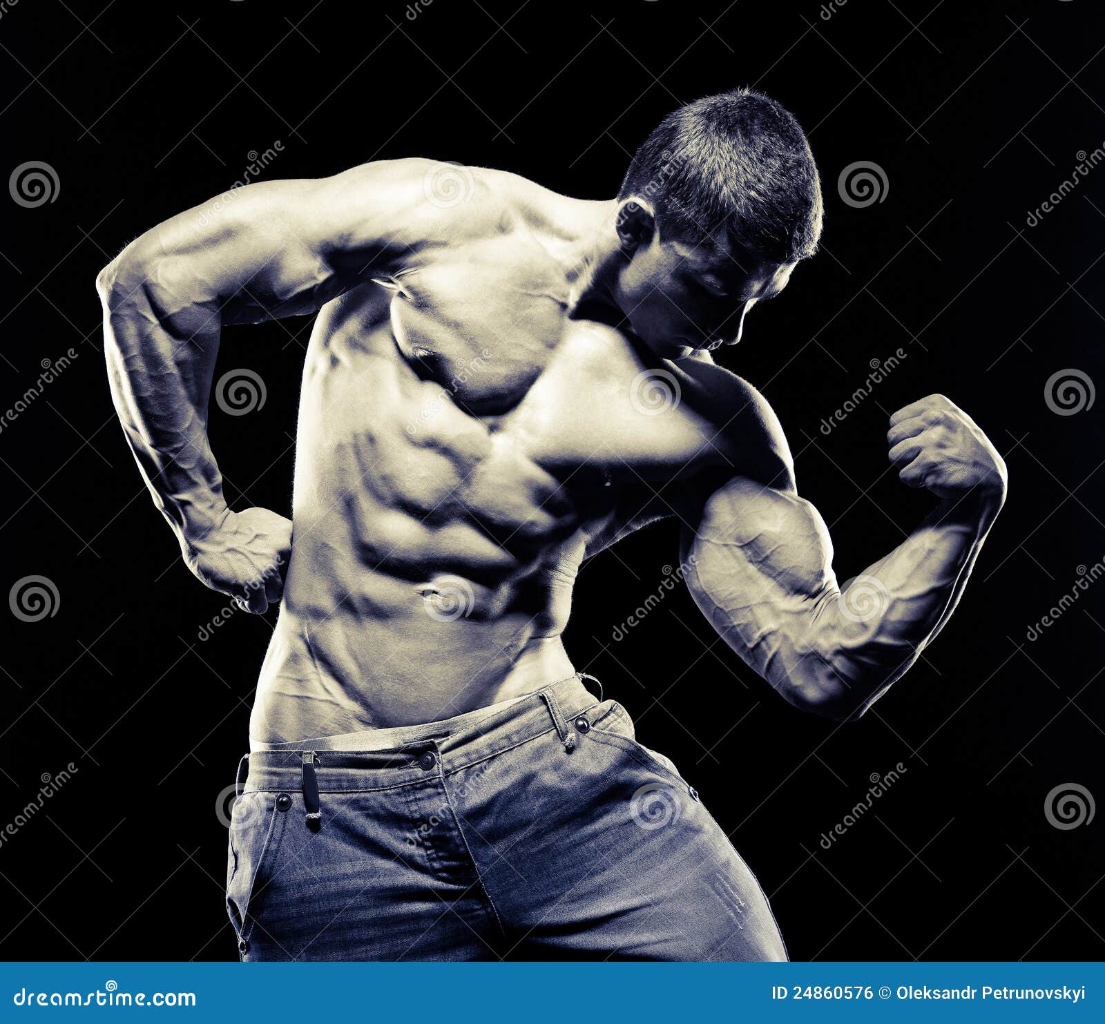 Bodybuilder photo stock. Image du culturisme, type, pouvoir - 24860576