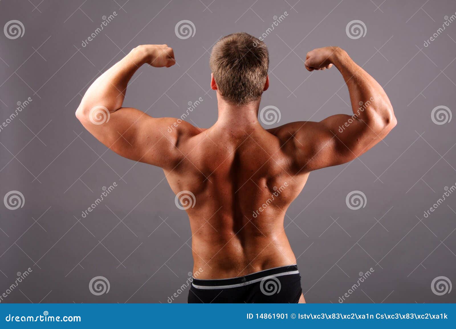 Bodybuilder Affichant Ses Muscles Image stock - Image du shirtless ...