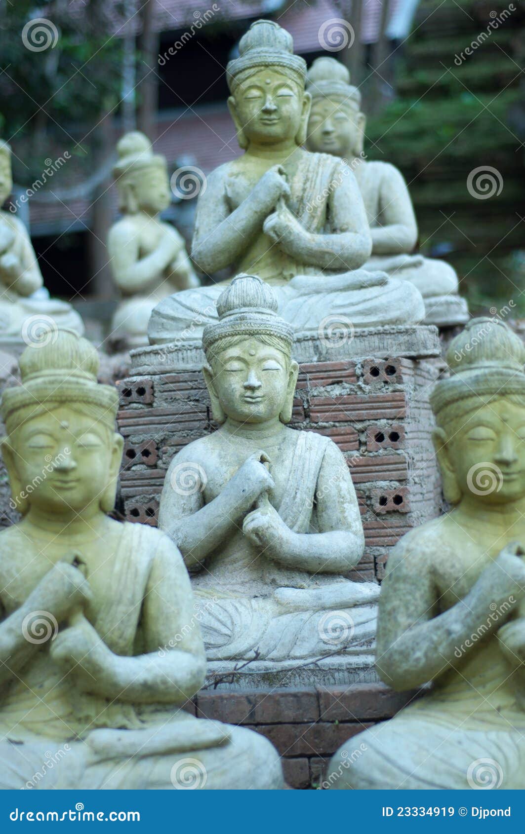 Boeddhisme in Thailand stock afbeelding. Image of boeddhisme - 23334919