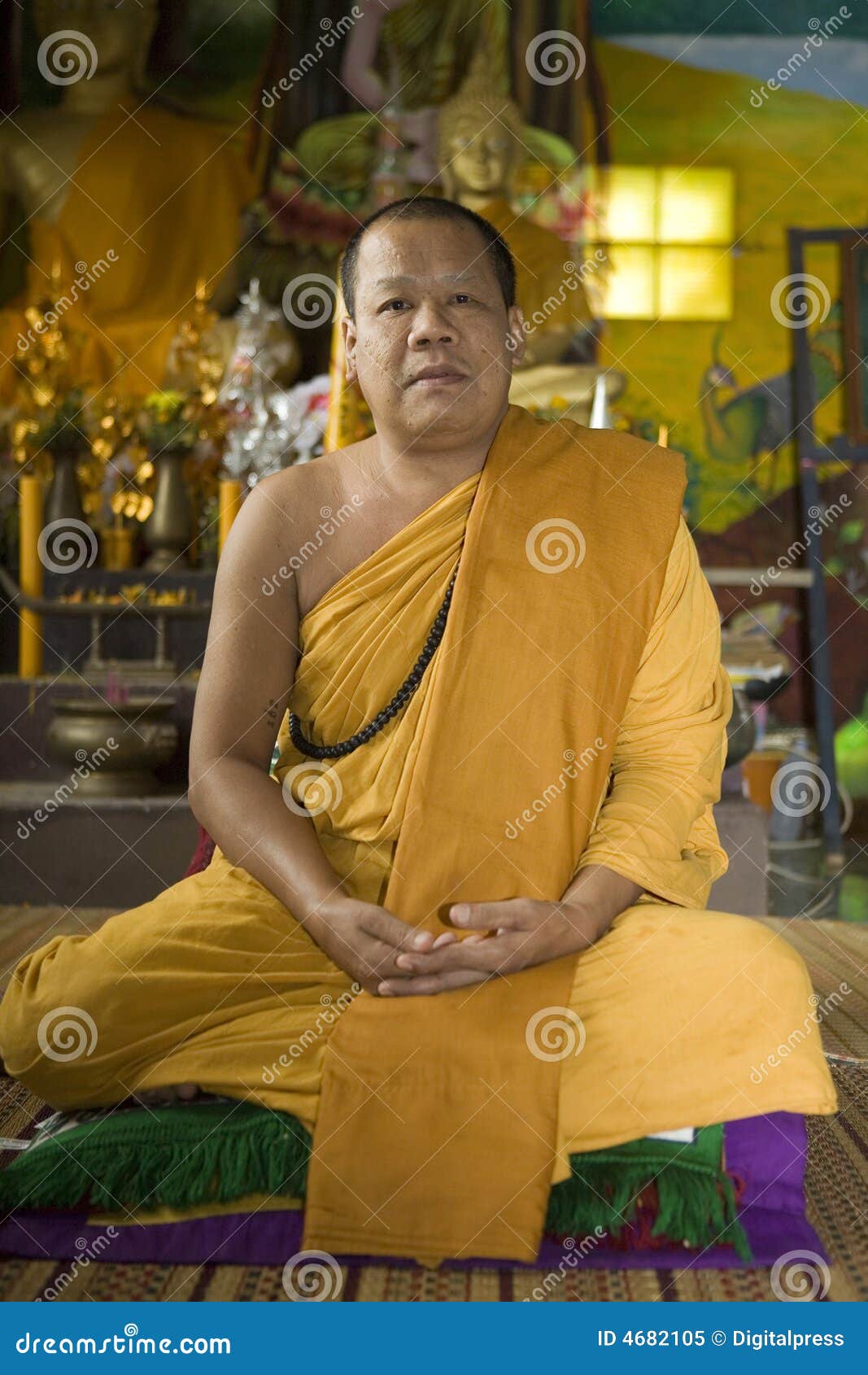 Boeddhistische monnik stock afbeelding. Image of wereld - 4682105