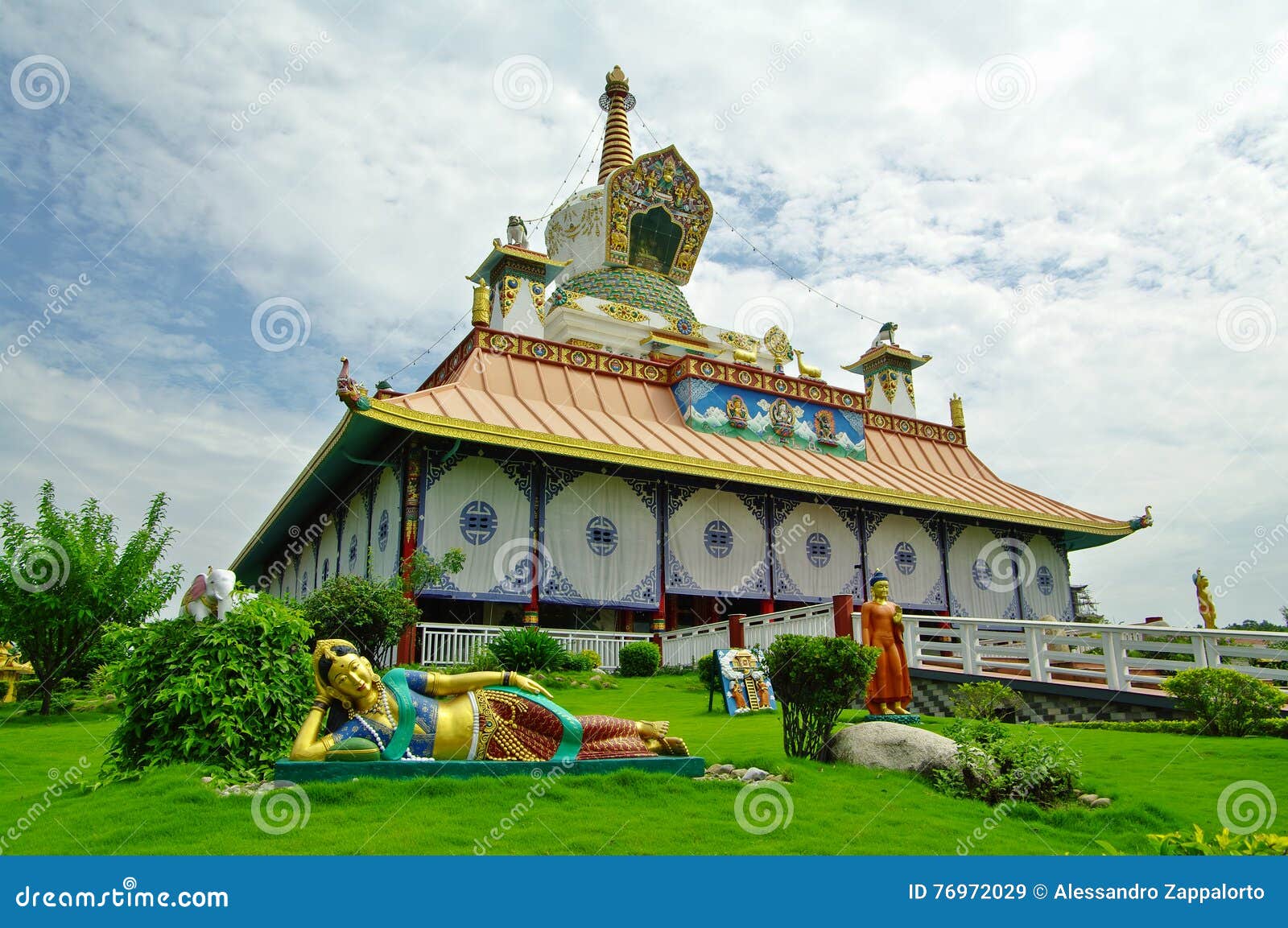 Boeddhistische Tempels Van Lumbini, Nepal Stock Afbeelding - Image of ...