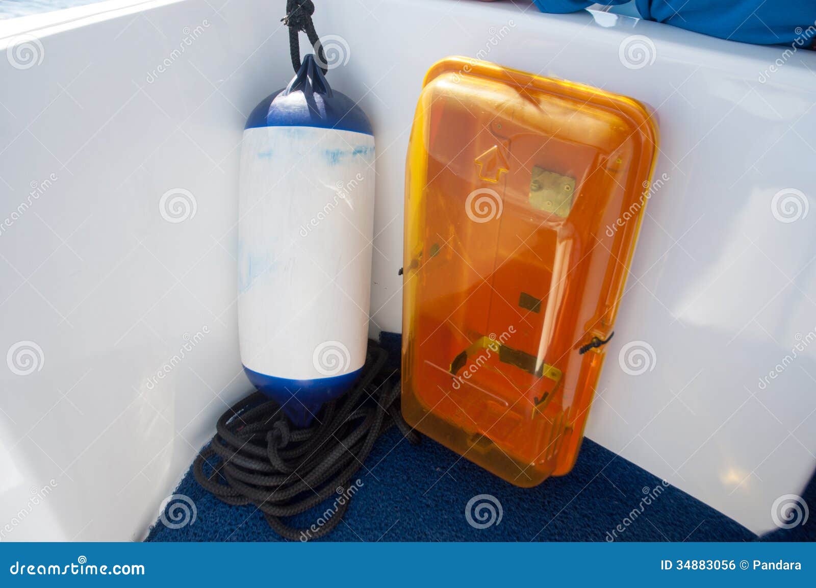 Boei op een boot stock foto. Image of anker, schip, ketting - 34883056