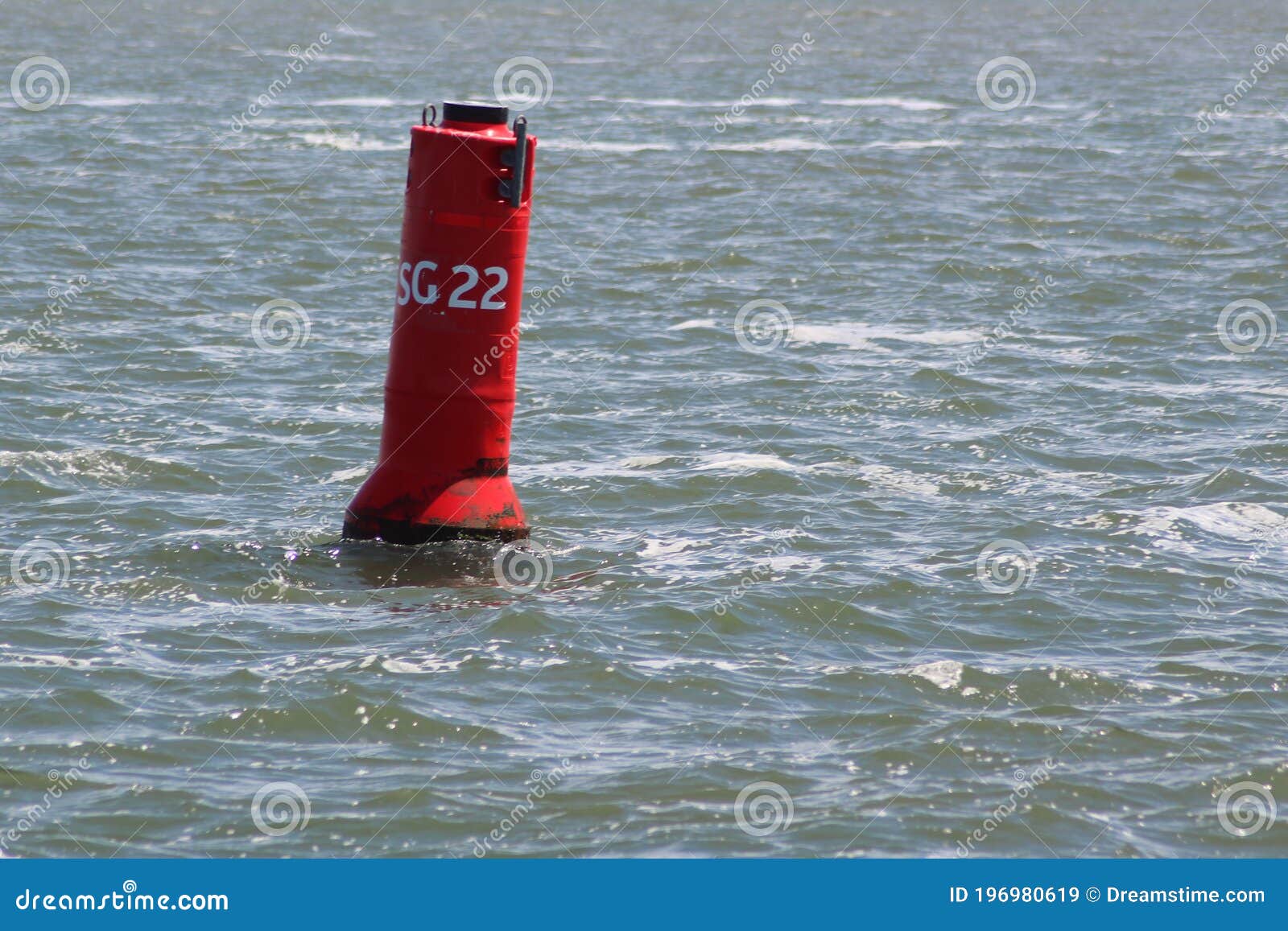 Boei redactionele stock afbeelding. Image of teken, kustlijn - 196980619