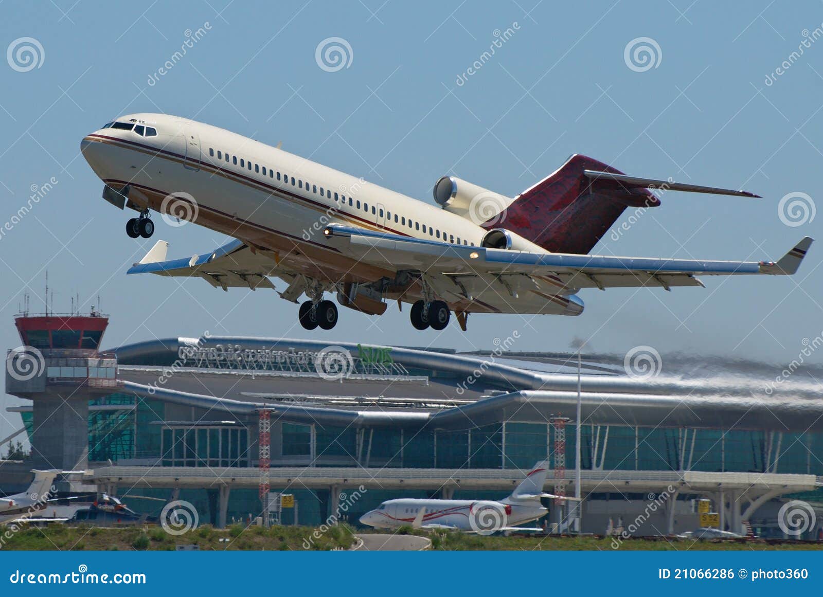 Boeing 727 Take off editorial photo. Image of 1970, machine - 21066286