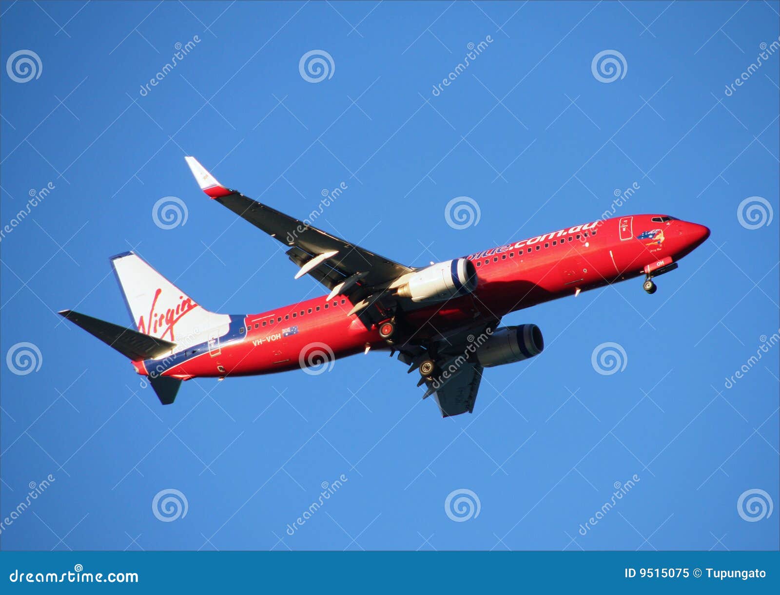 The Boeing 727 Is A Mid-size Narrow-body Three-engine Jet Aircraft ...