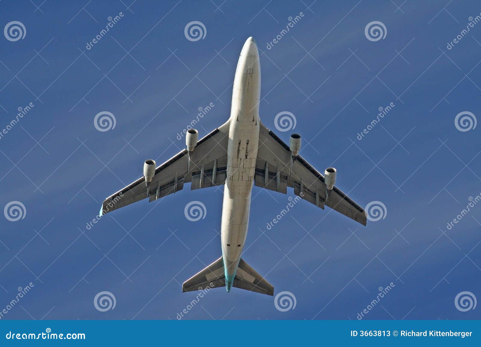 Boeing 747 stock image. Image of wings, cargo, clouds - 3663813