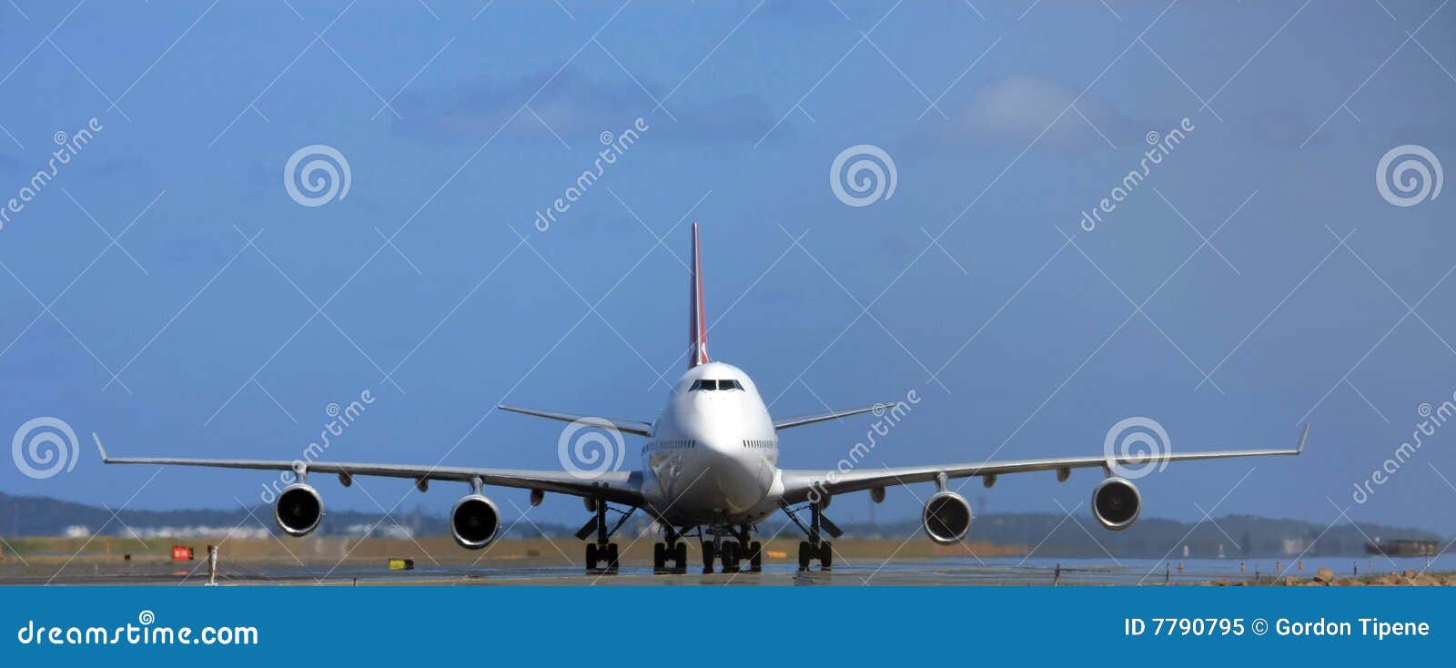 Boeing 747 jumbo jet stock image. Image of passenger, technology - 7790795
