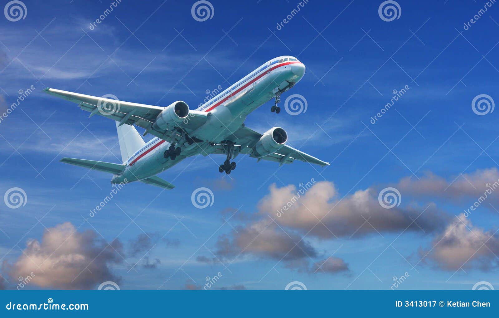 Boeing 767 Taking Off stock image. Image of takeoff, blue - 3413017