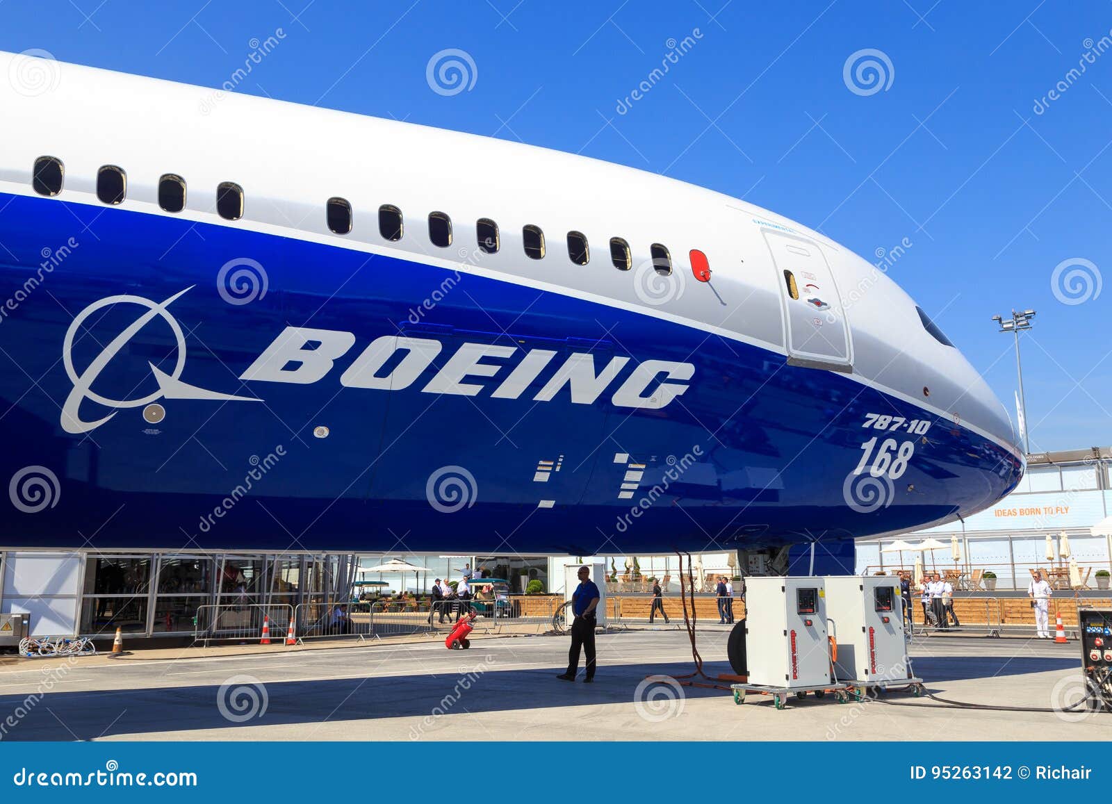 Boeing 787-10 Dreamliner editorial photography. Image of transport ...