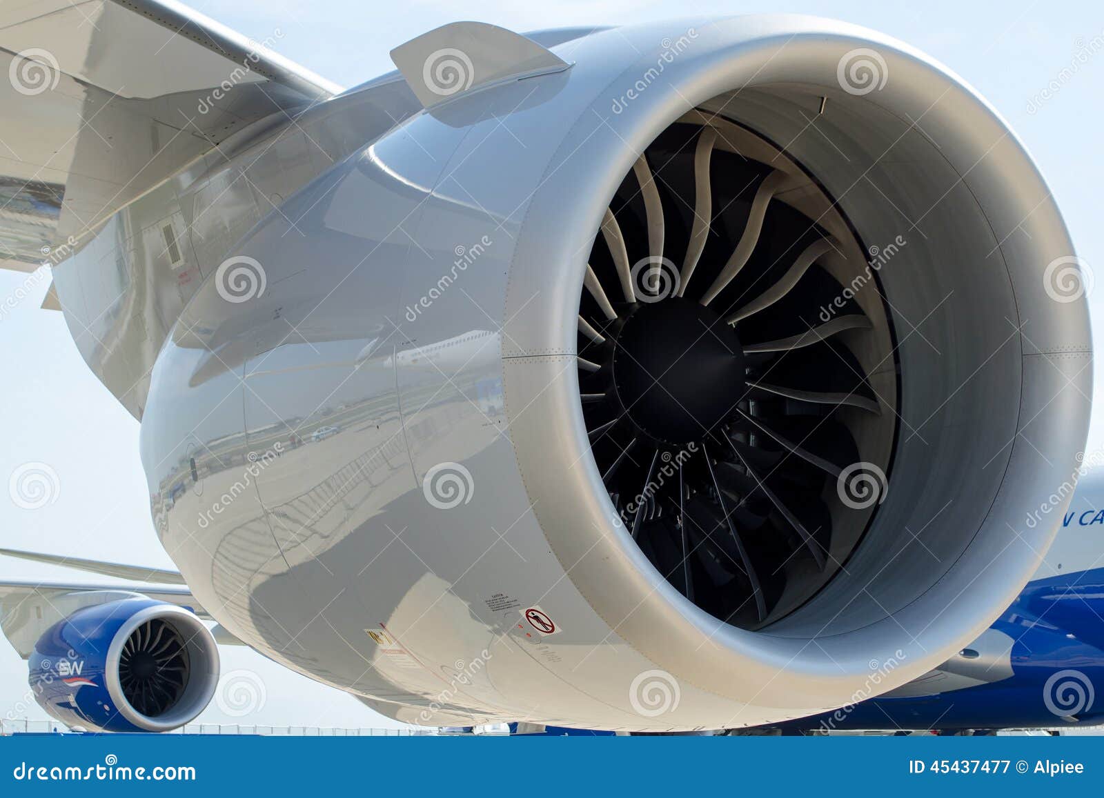 Boeing 747-400 motores fotografía editorial. Imagen de editorial - 45437477