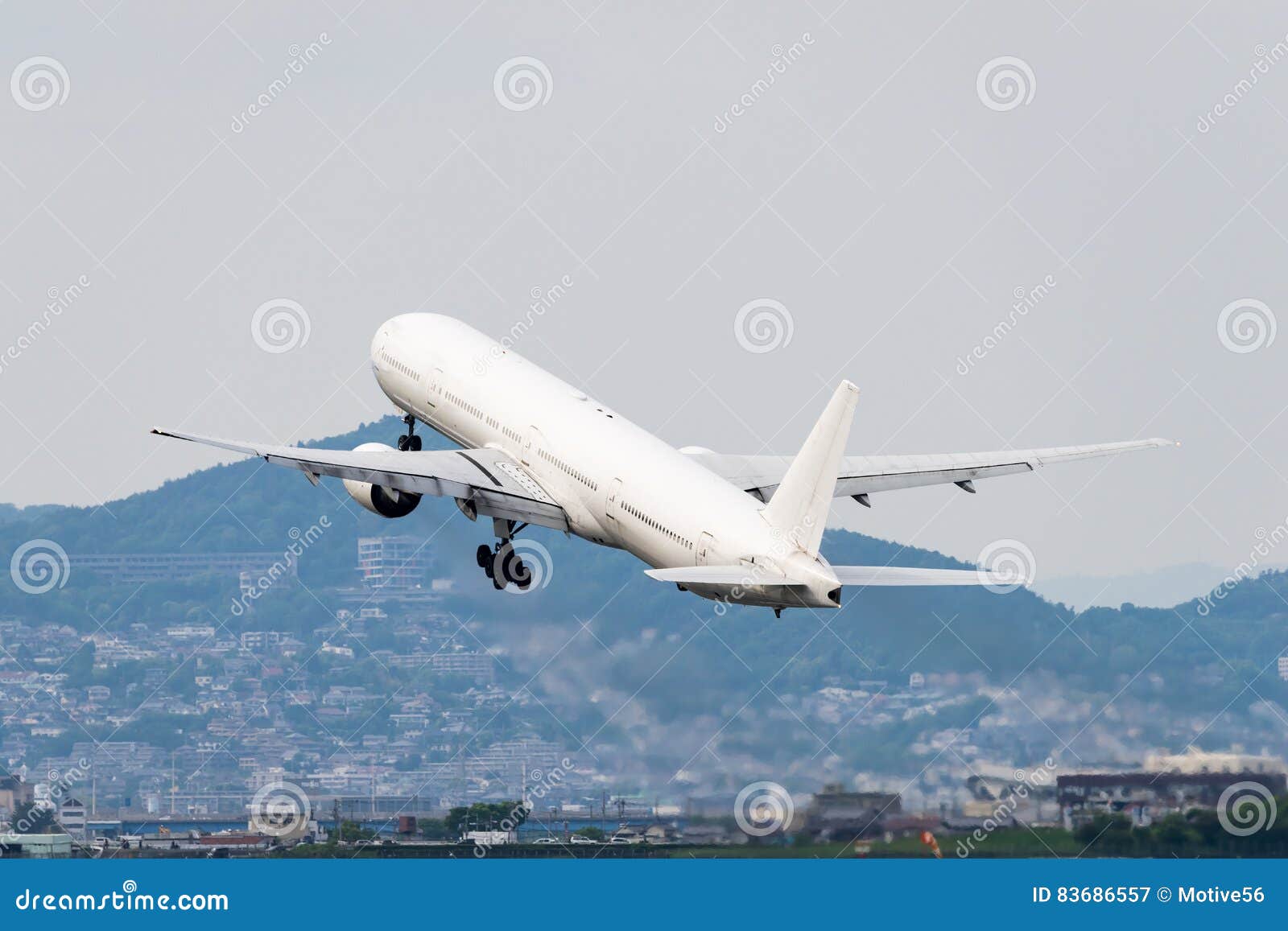 Boeing 777-300 stock image. Image of jetliner, runway - 83686557