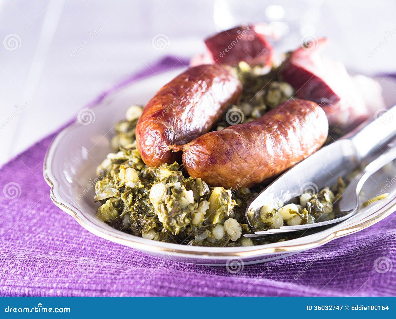 Boerenkool met worst stock afbeelding. Image of saksen - 36032747