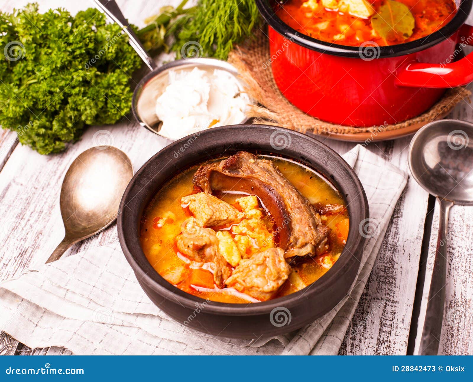 Bogracs Gulasch stockbild. Bild von mahlzeit, kartoffel - 28842473