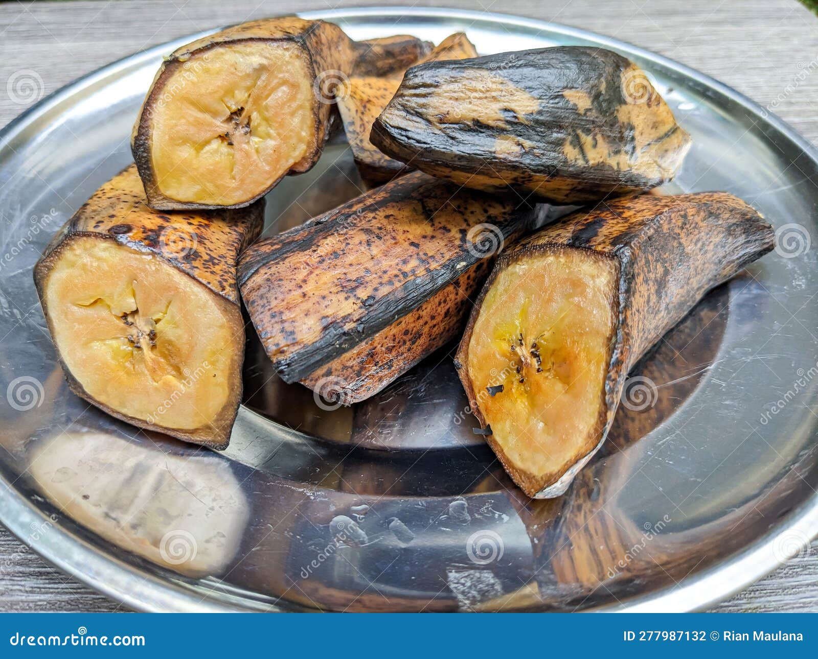 Boiled Bananas on a Tin Plate Stock Photo - Image of boil, plate: 277987132