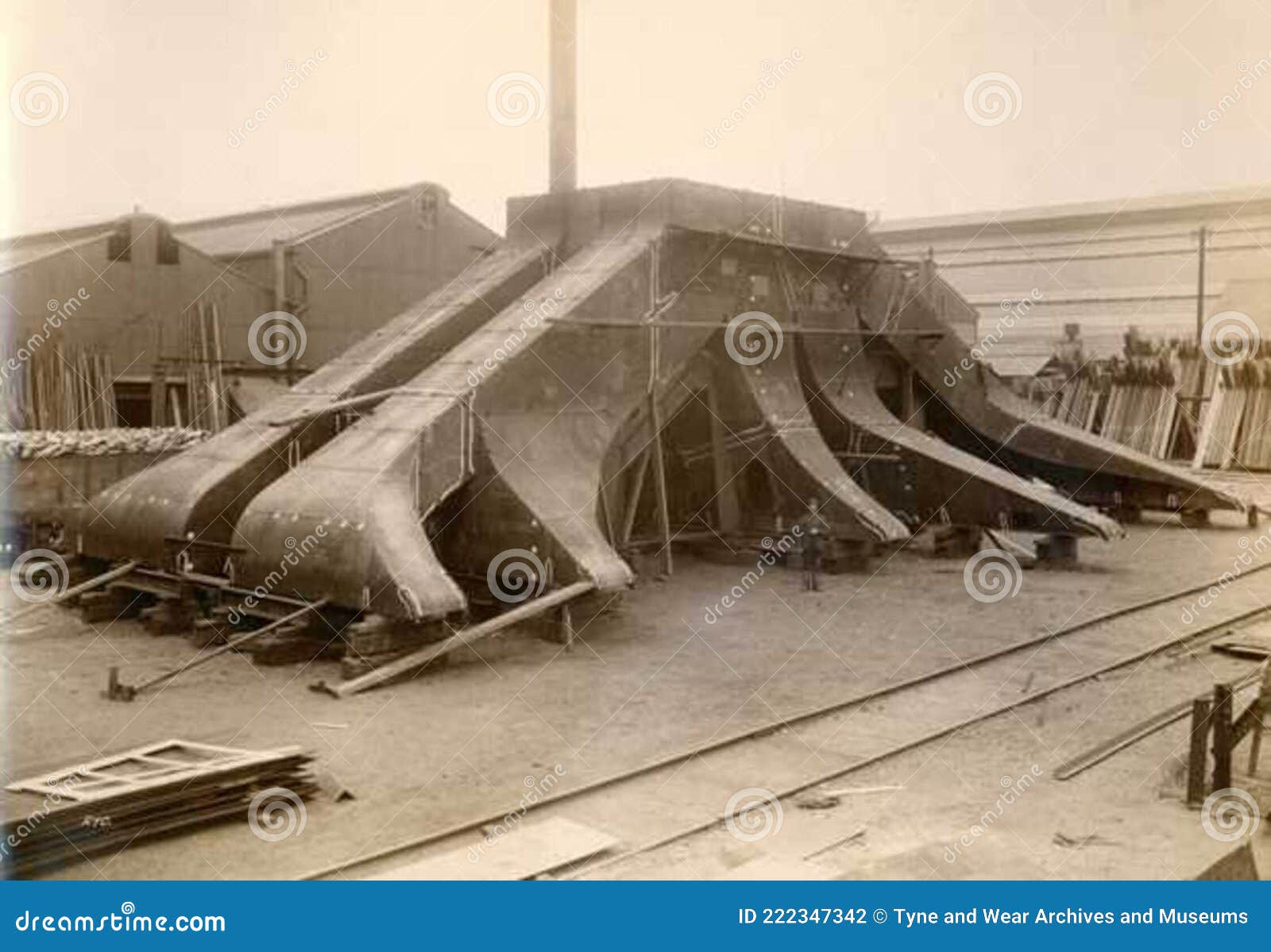 Boiler Uptake - Mauretania Picture. Image: 222347342