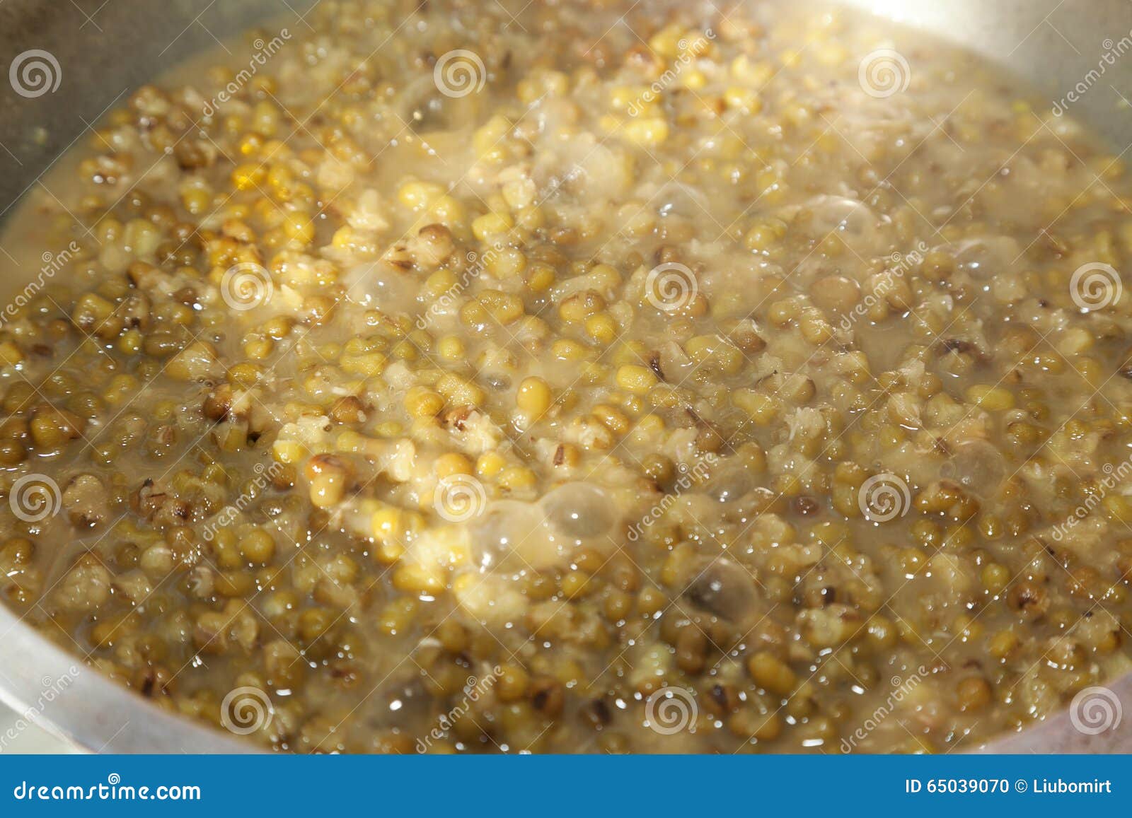 Boiling green mung beans stock photo. Image of steam - 65039070