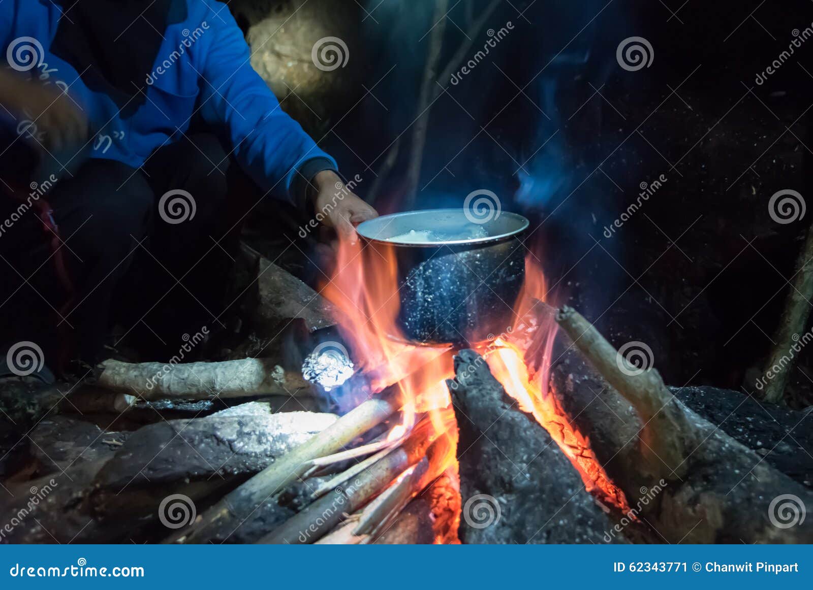Boiling Pot at the Campfire on Picnic Stock Image - Image of burn ...