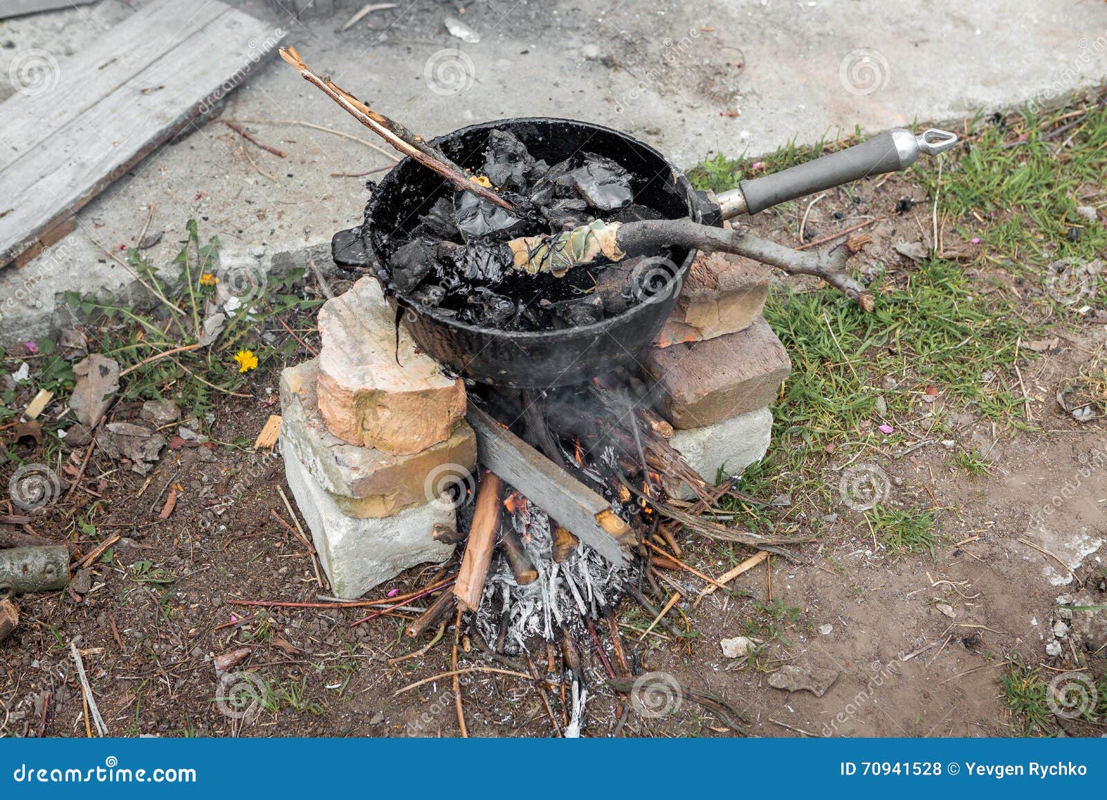 The Boiling Tar stock photo. Image of black, replace - 70941528