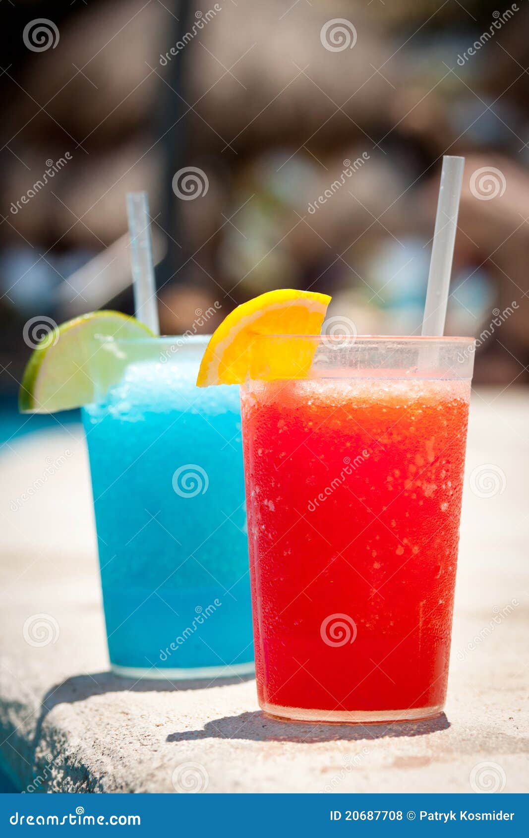 Boissons tropicales photo stock. Image du milieux, rouge - 20687708