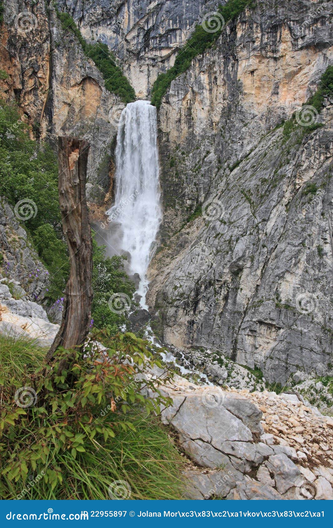 Boka waterfall stock image. Image of slovenia, stone - 22955897
