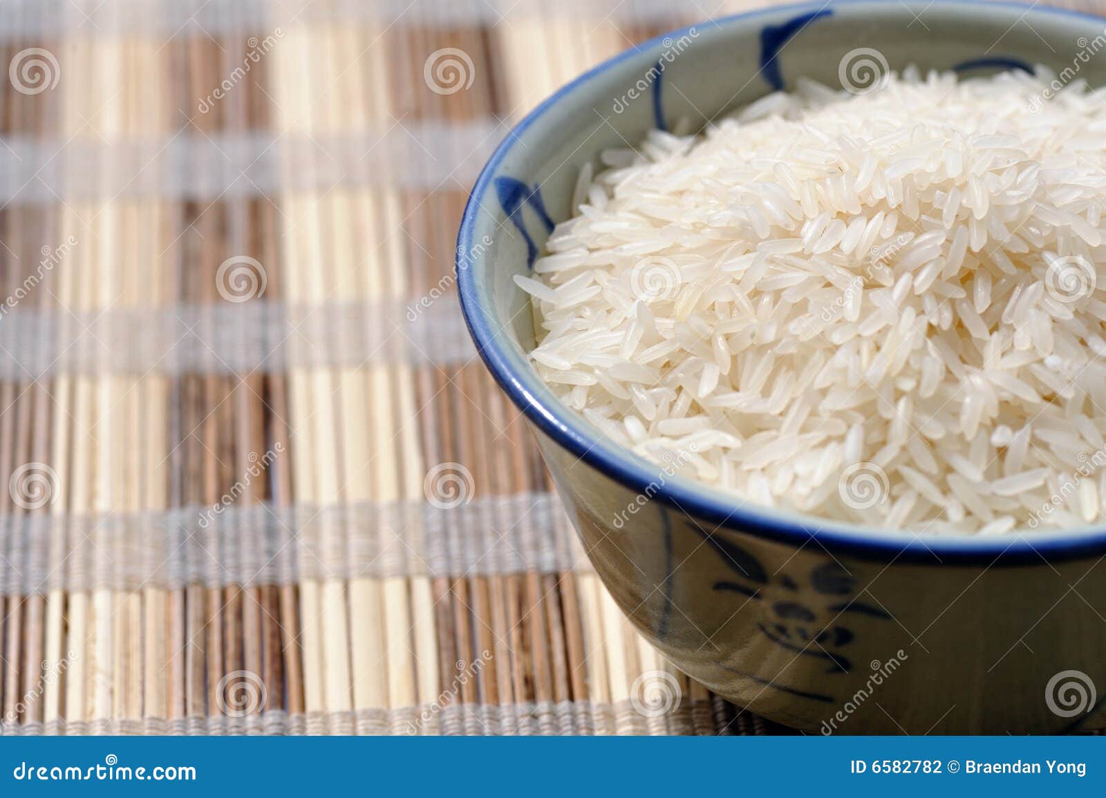 Bol de riz 2 photo stock. Image du cuvette, asiatique - 6582782