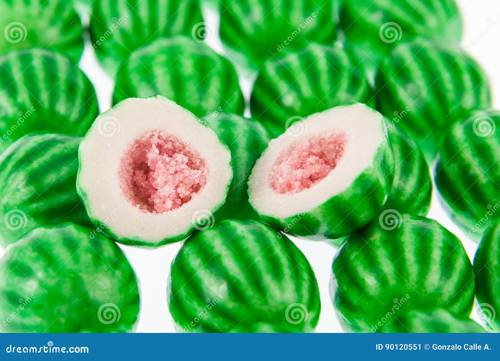 Bola Del Chicle En Forma De La Sandía Fotos De Stock - Download 13 ...