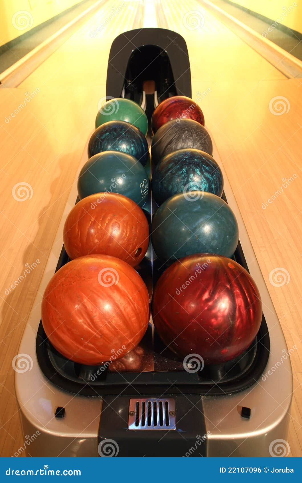 Bolas de bowling foto de archivo. Imagen de detalle, diez - 22107096
