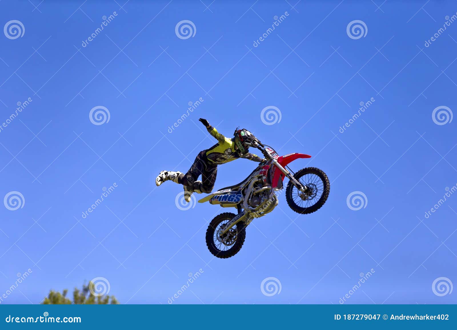 Bolddog Lings FMX Display Team Editorial Photography - Image of classic ...