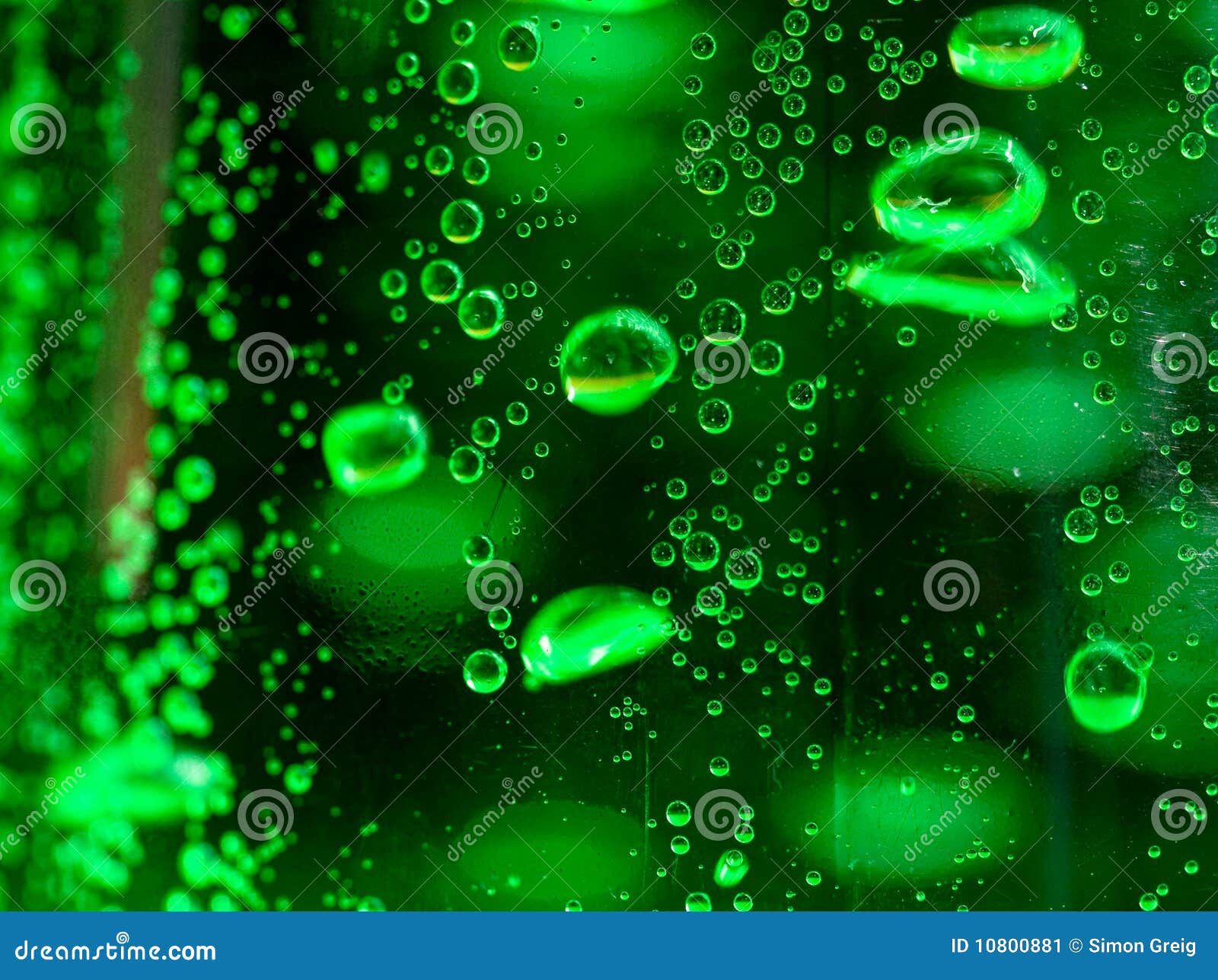 Bolhas verdes imagem de stock. Imagem de textura, bolha - 10800881