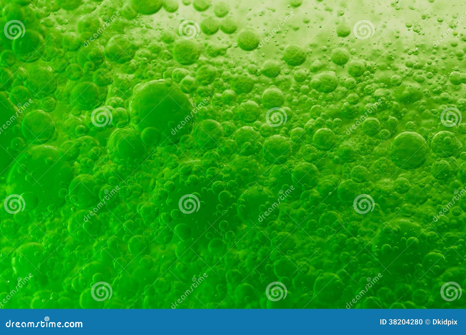 Bolhas verdes foto de stock. Imagem de forma, frio, beleza - 38204280