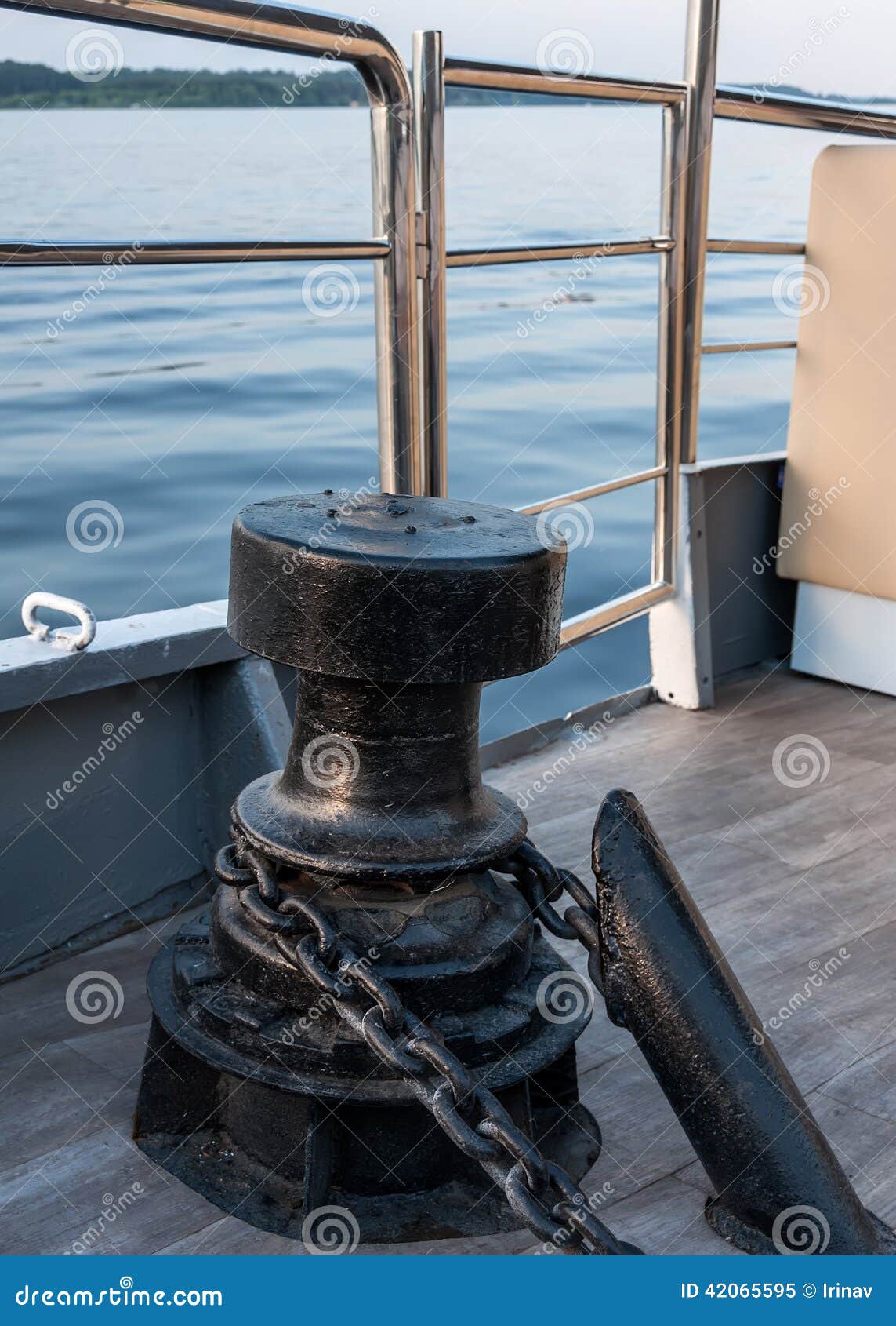 Bollard chain deck ship stock image. Image of bind, anchorage - 42065595