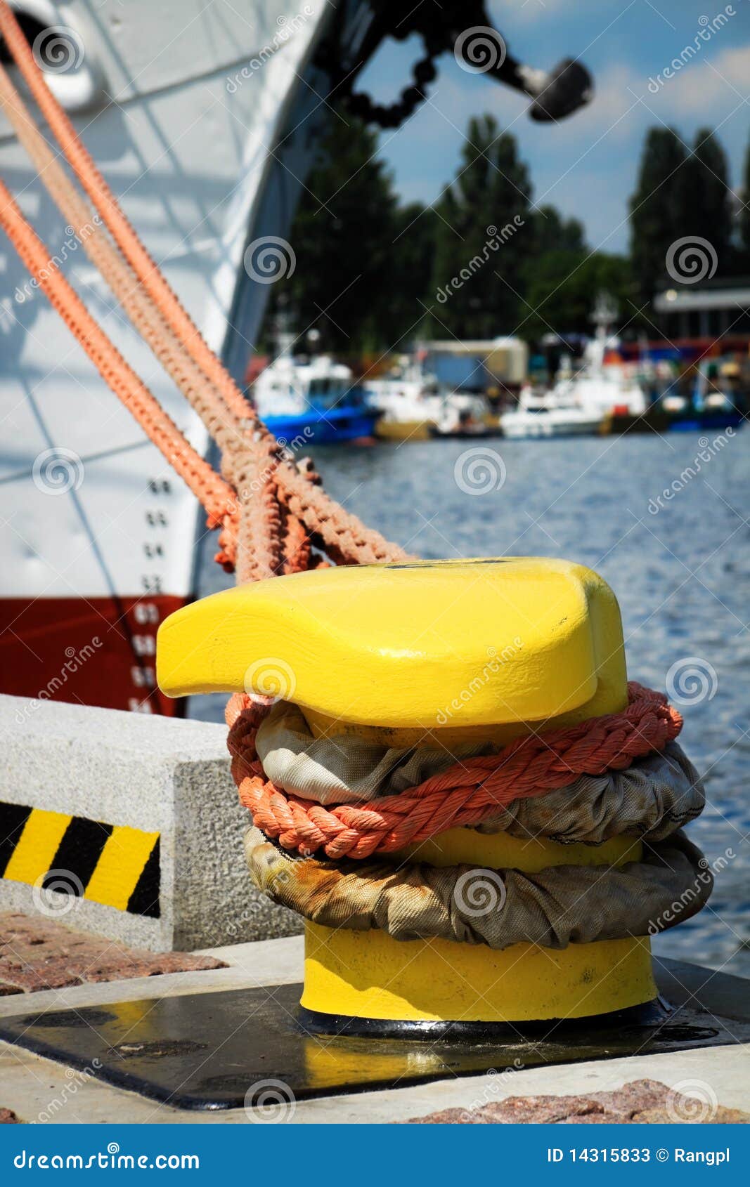 Bollard Securing Ship with Line Stock Image - Image of strong, mooring ...