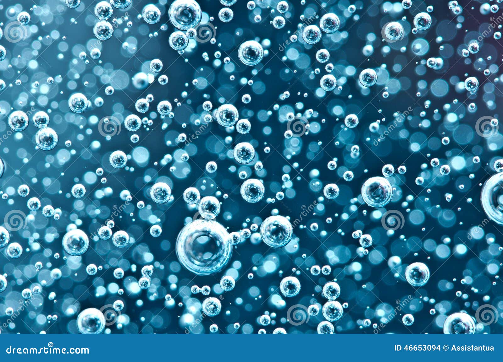 Bolle Di Aria in Acqua Blu Macro Fotografia Stock - Immagine di ...