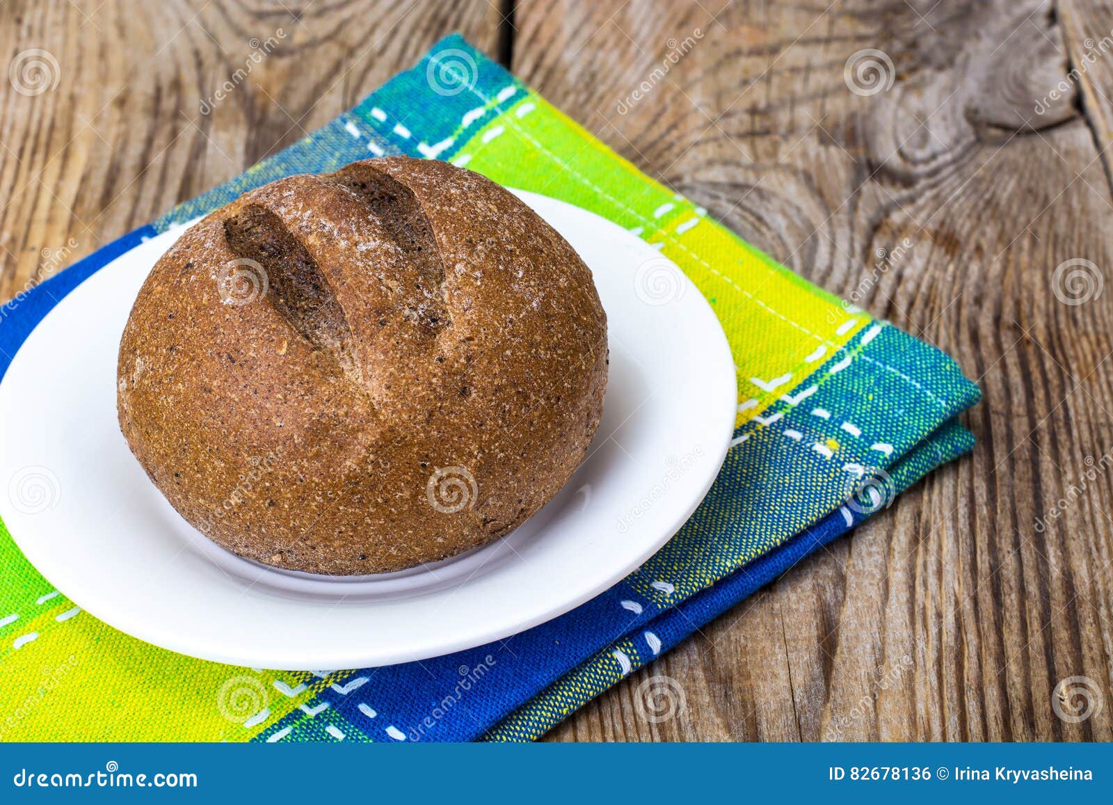 Bollo Sabroso De Rye De La Comida Sana Foto de archivo - Imagen de ...