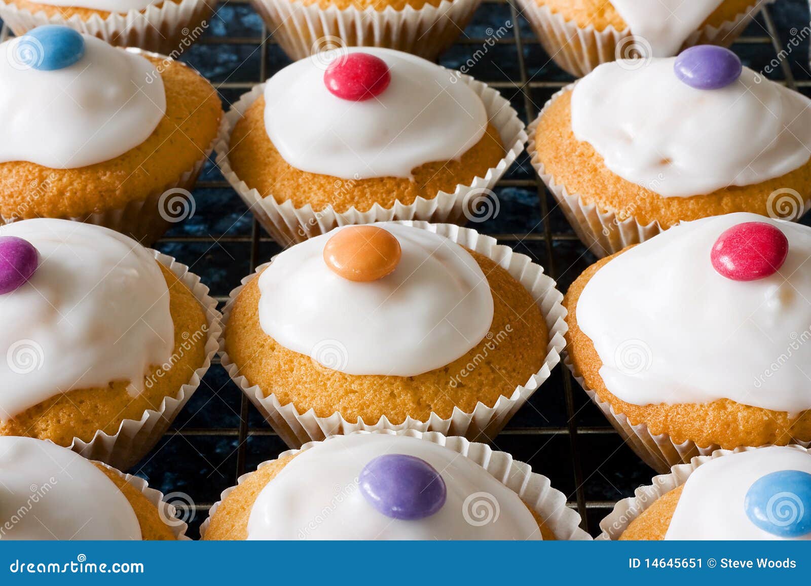 Bollos helados imagen de archivo. Imagen de comida, preparado - 14645651