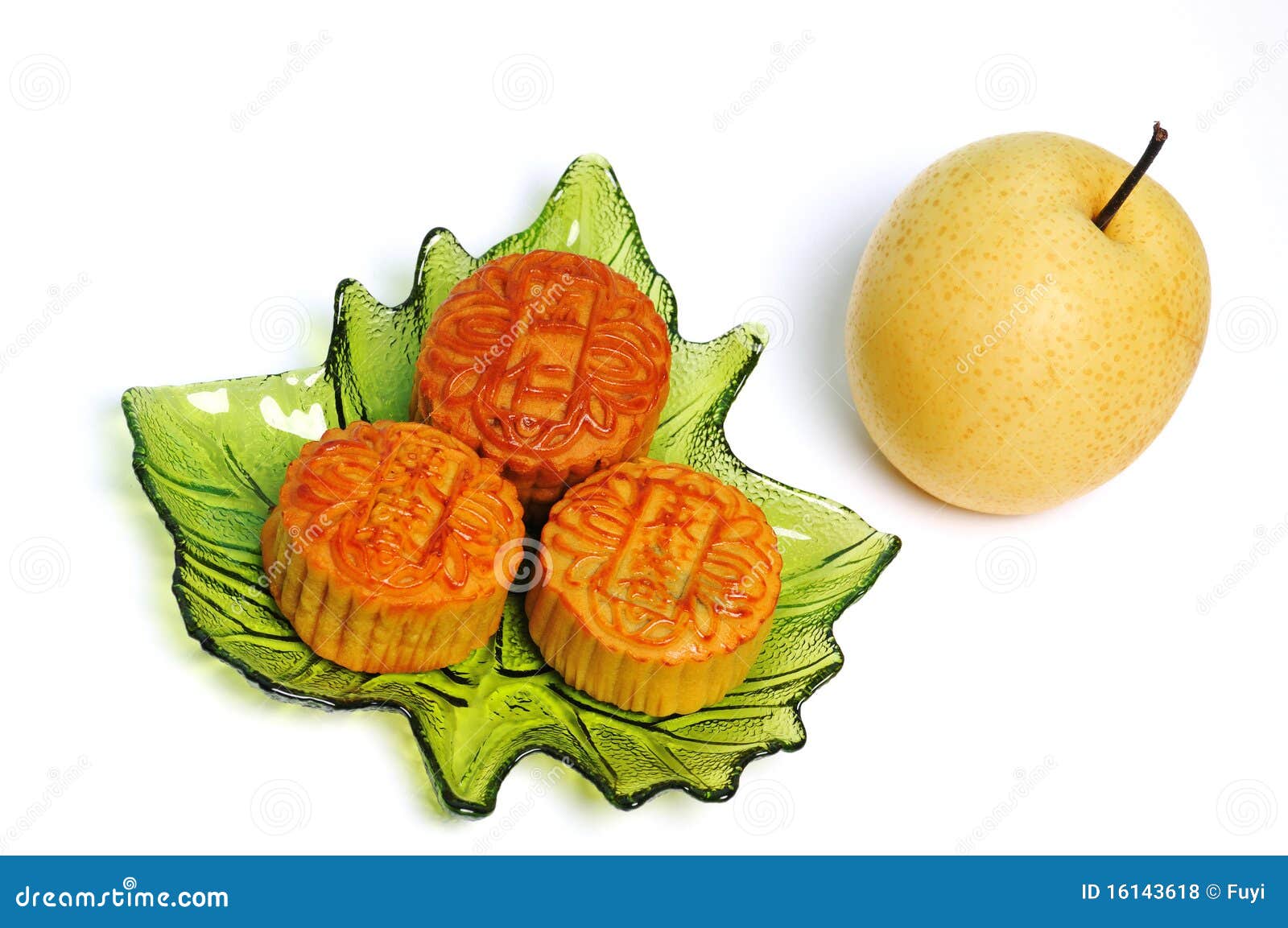 Bolo de lua foto de stock. Imagem de delicadeza, chinês - 16143618