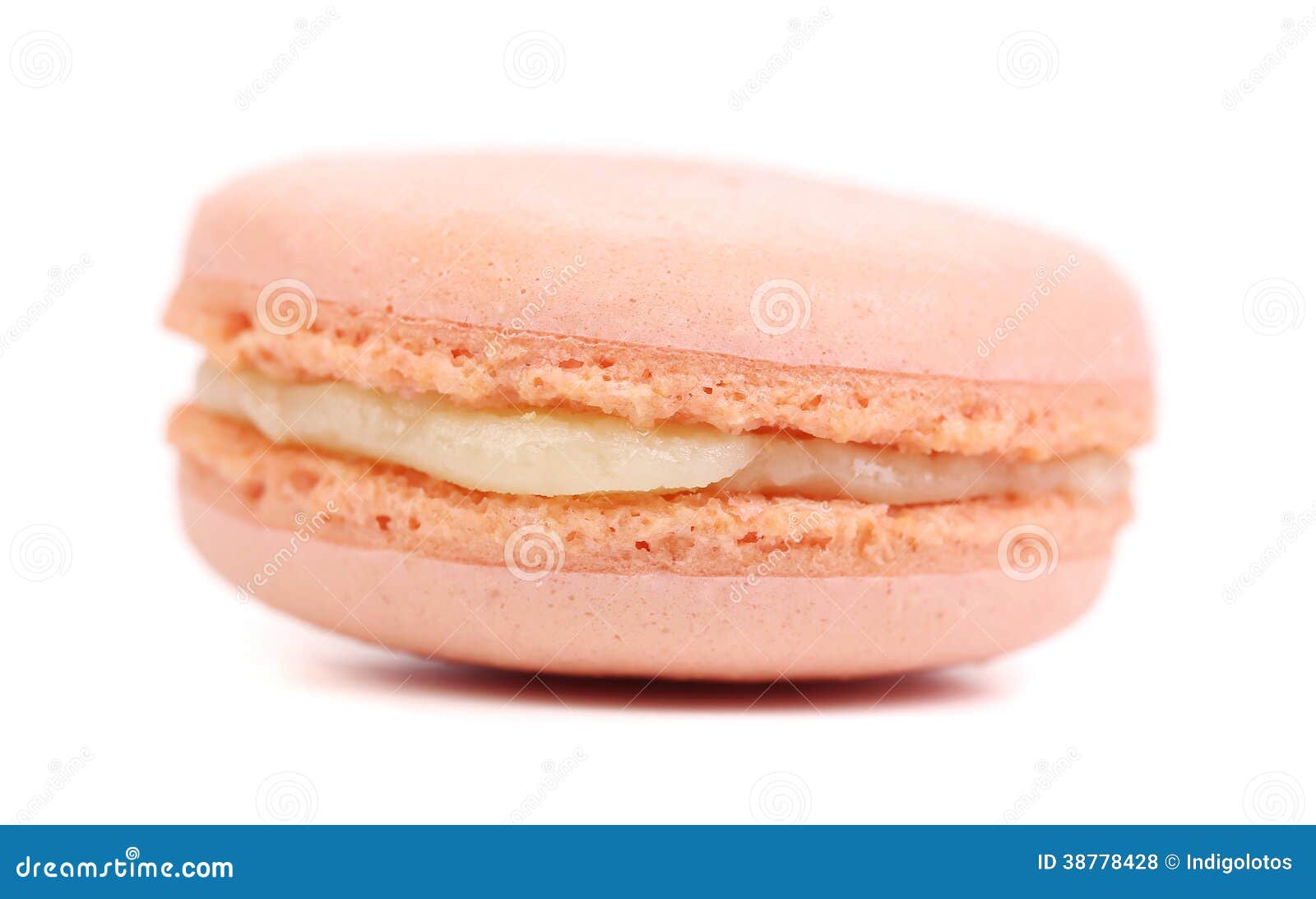 Bolos Cor-de-rosa Do Macaron. Foto de Stock - Imagem de morango, doce ...