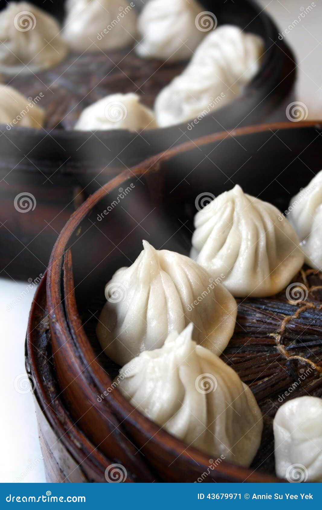 Bolos cozinhados chineses imagem de stock. Imagem de cinzento - 43679971