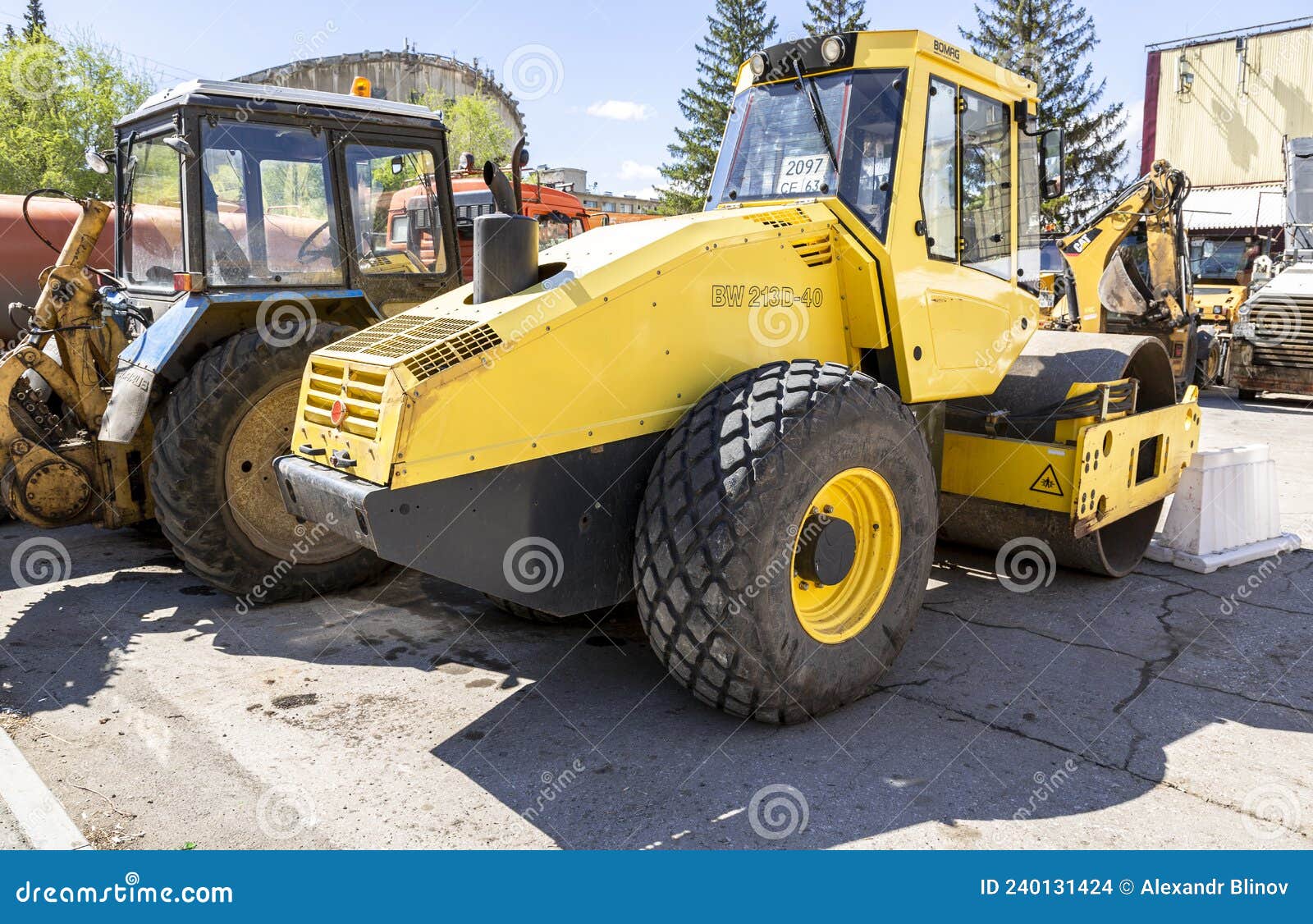BOMAG Single Drum Roller BW 213 D-40 for Soil Compaction Editorial ...