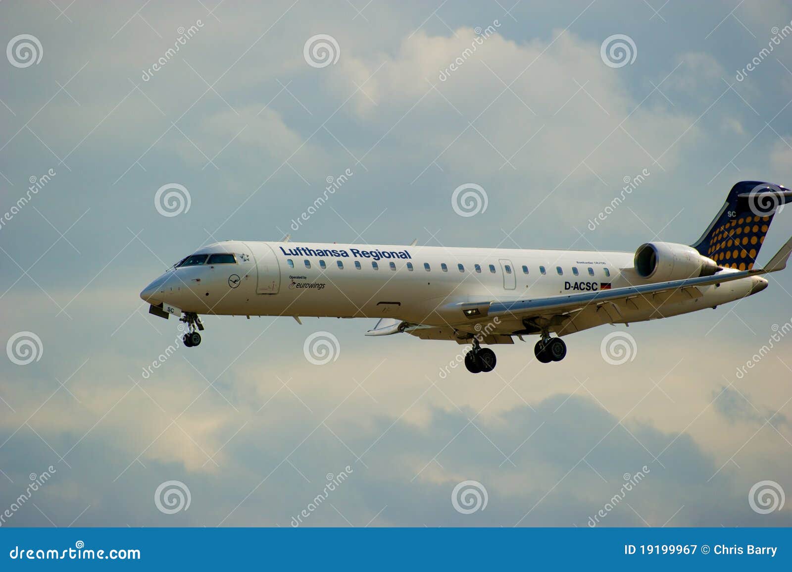 Bombardier CRJ 700 editorial photography. Image of airport - 19199967
