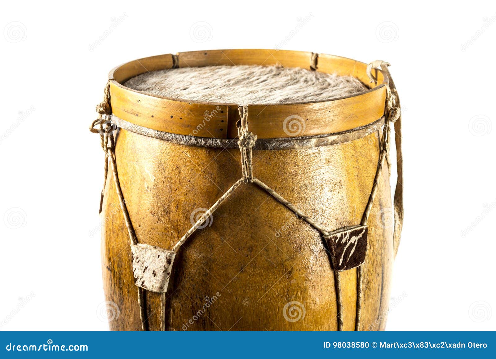 Bombo, Instrumento De Percusión Tradicional Foto de archivo - Imagen de ...