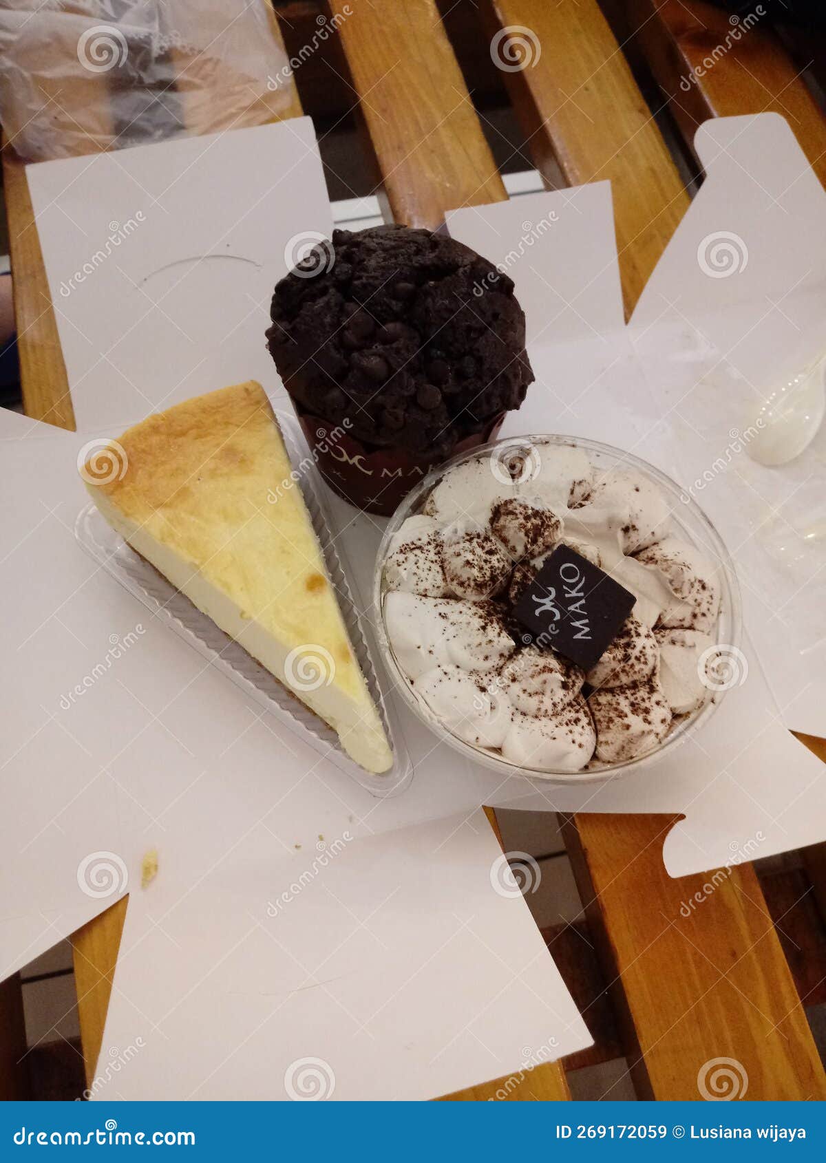 Bon appetite desert stock image. Image of cookie, appetite - 269172059