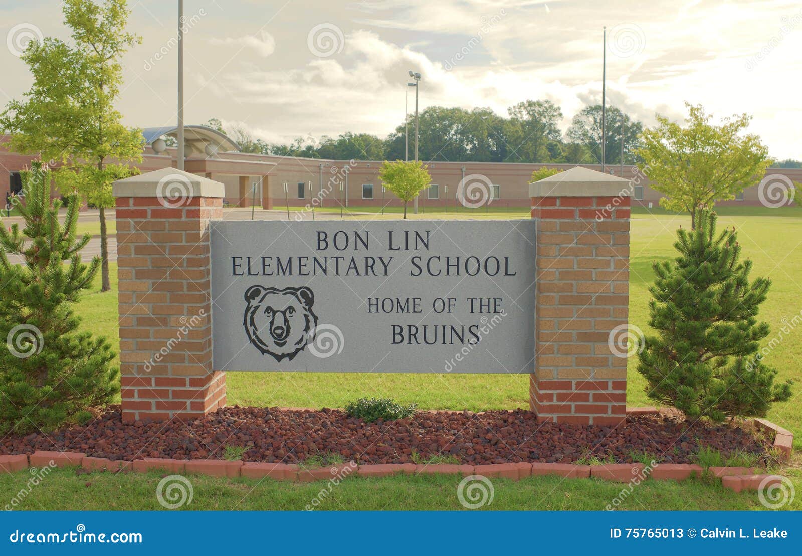 Bon Lin School Sign Memphis, Tennessee Foto de Stock Editorial - Imagem ...