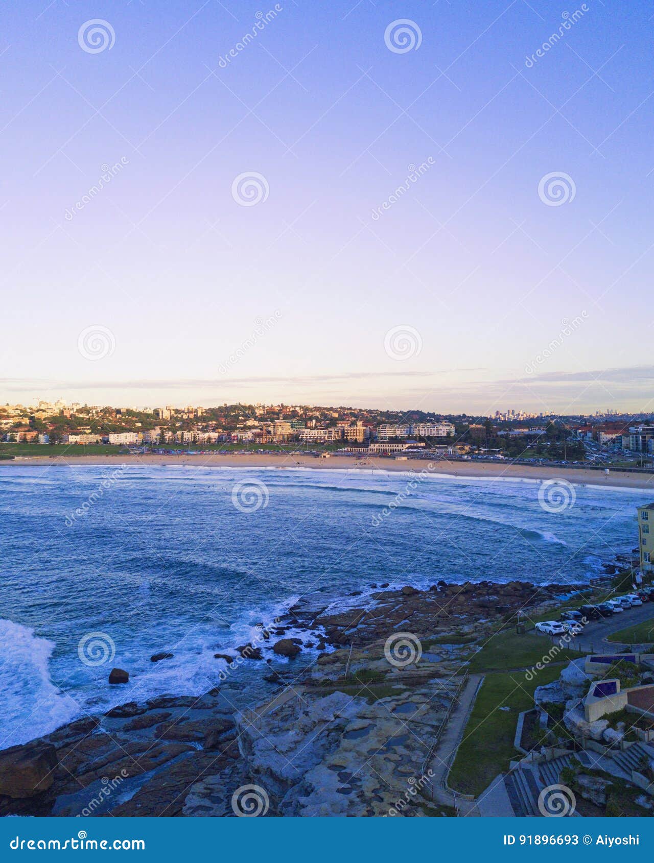 Bondi Beach aerial view stock image. Image of ocean, empty - 91896693