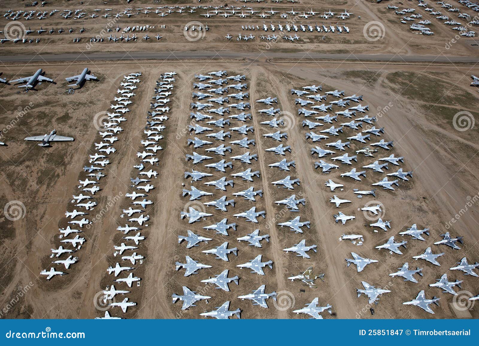 Boneyard editorial photography. Image of aerial, planes - 25851847