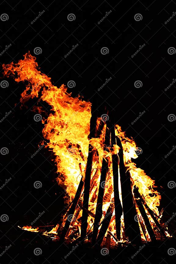 Bonfire stock photo. Image of camping, blaze, signal - 15574840