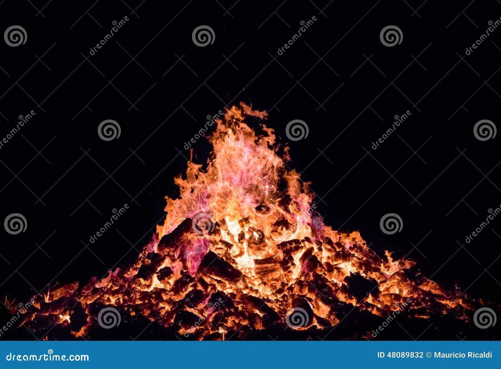 Bonfire stock photo. Image of heat, power, flaming, glowing - 48089832
